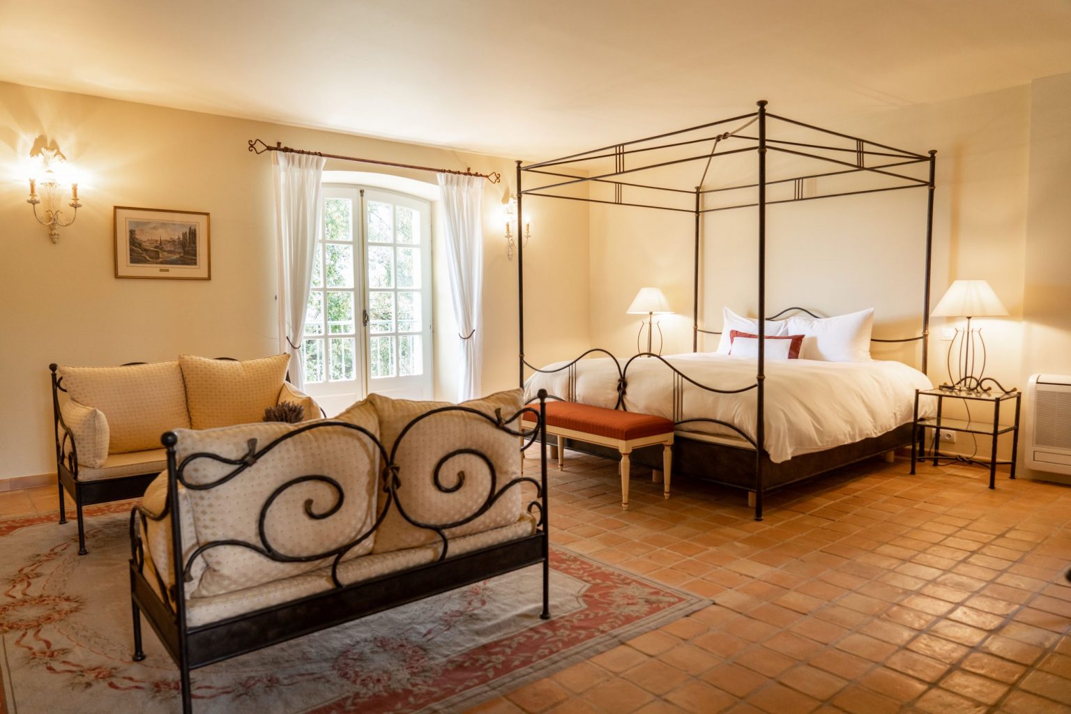 Suite Syrah - Elegance and view at Château les Crostes